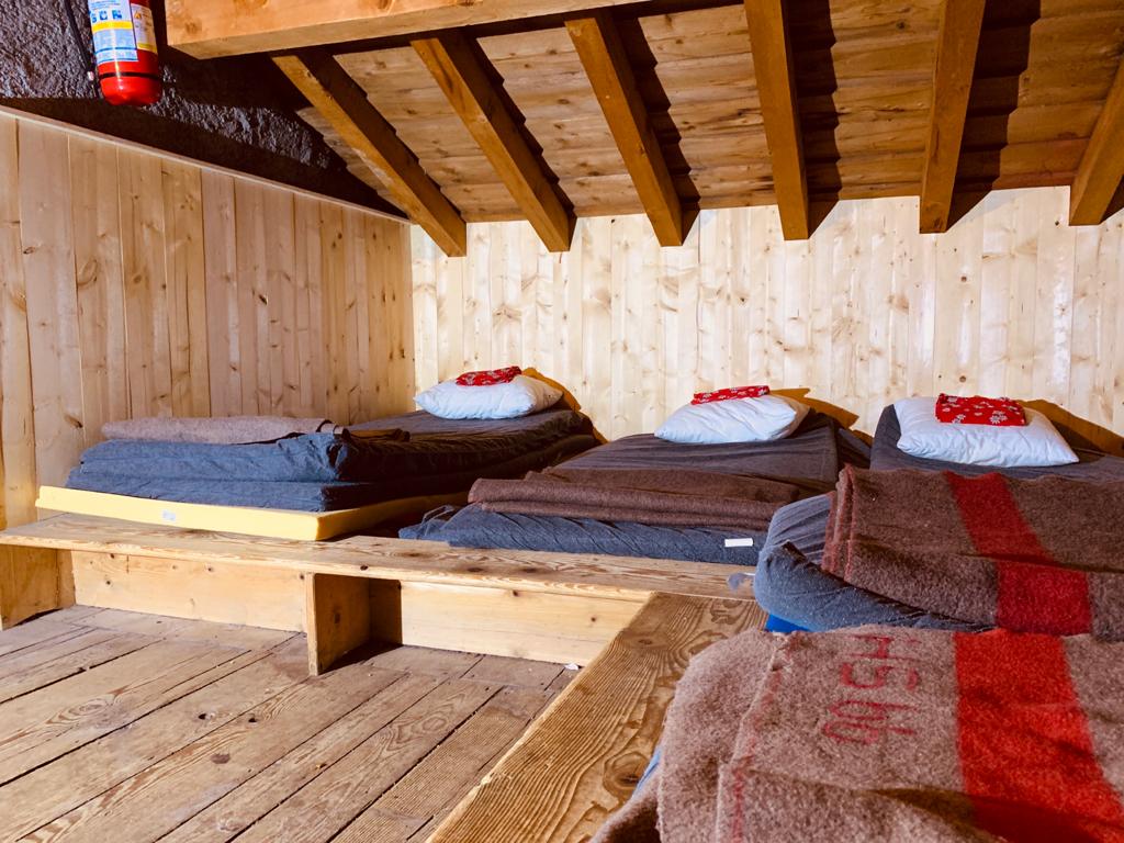 Groups - Refuge de Solalex